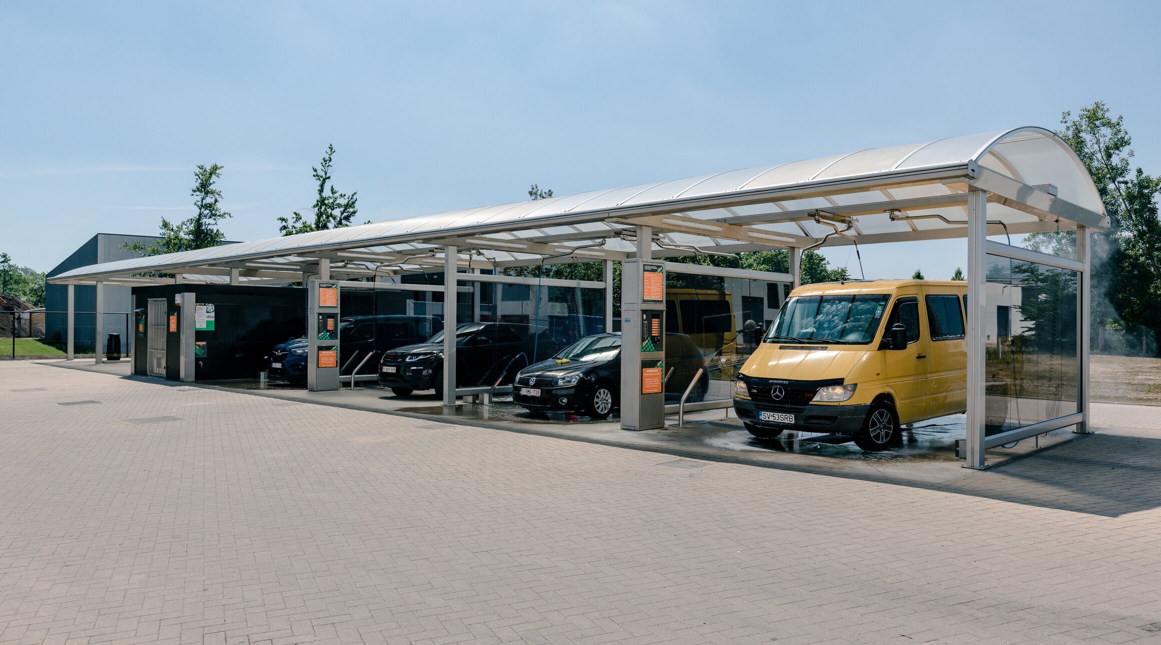 New office and self-service car wash for CTW | CTW Projects